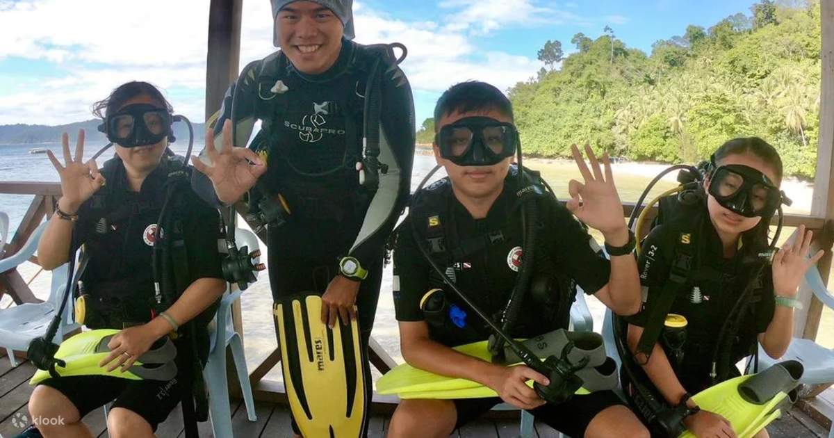 수중 세계 탐험 Padi 다이브 센터와 함께 코타키나발루에서 Padi 디스커버 스쿠버 다이빙 클룩 Klook 한국